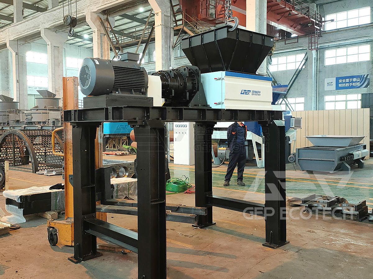 Small Dual-Shaft Battery Shredder for Sale in Canada - GEP ECOTECH
